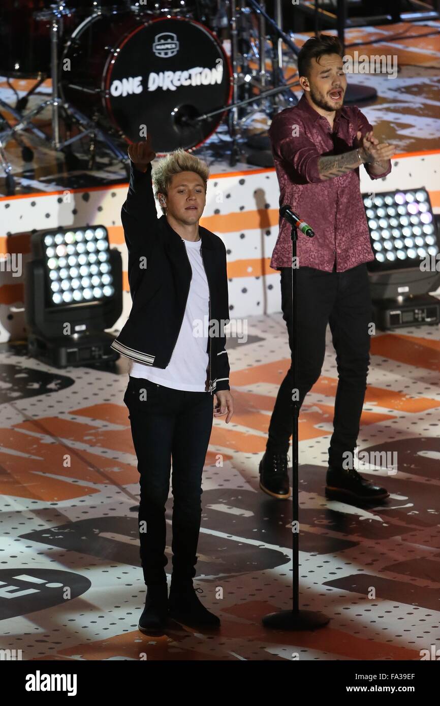 One Direction seen performing live Hollywood Boulevard for Jimmy Kimmel ...