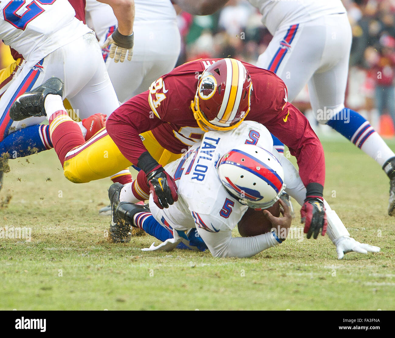 Buffalo bills linebacker hi-res stock photography and images - Alamy