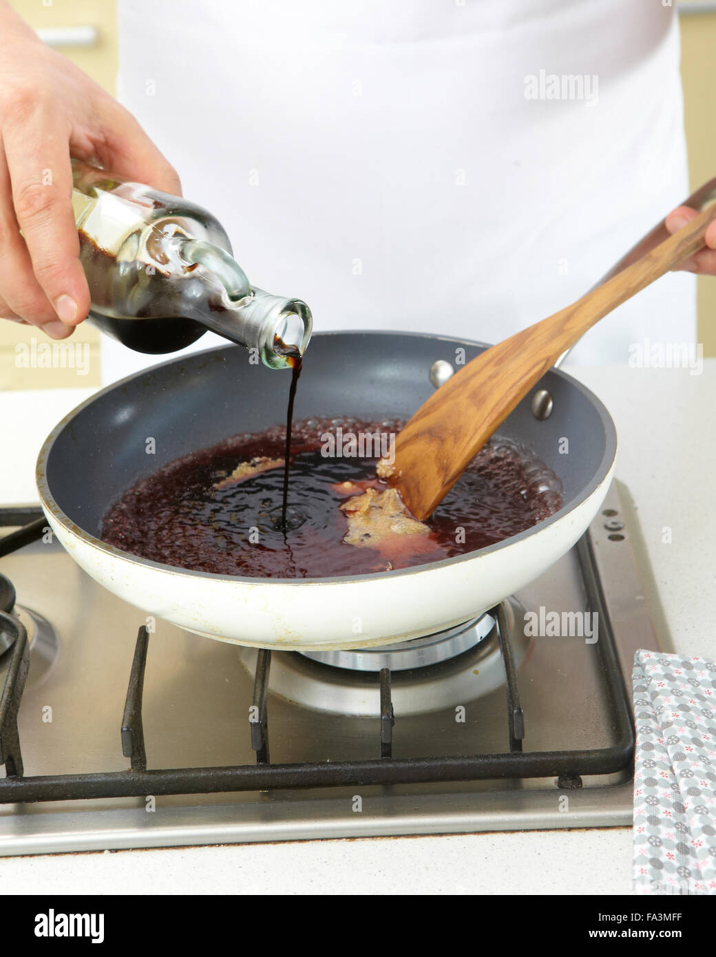 Duck with spring onion + steps Stock Photo - Alamy
