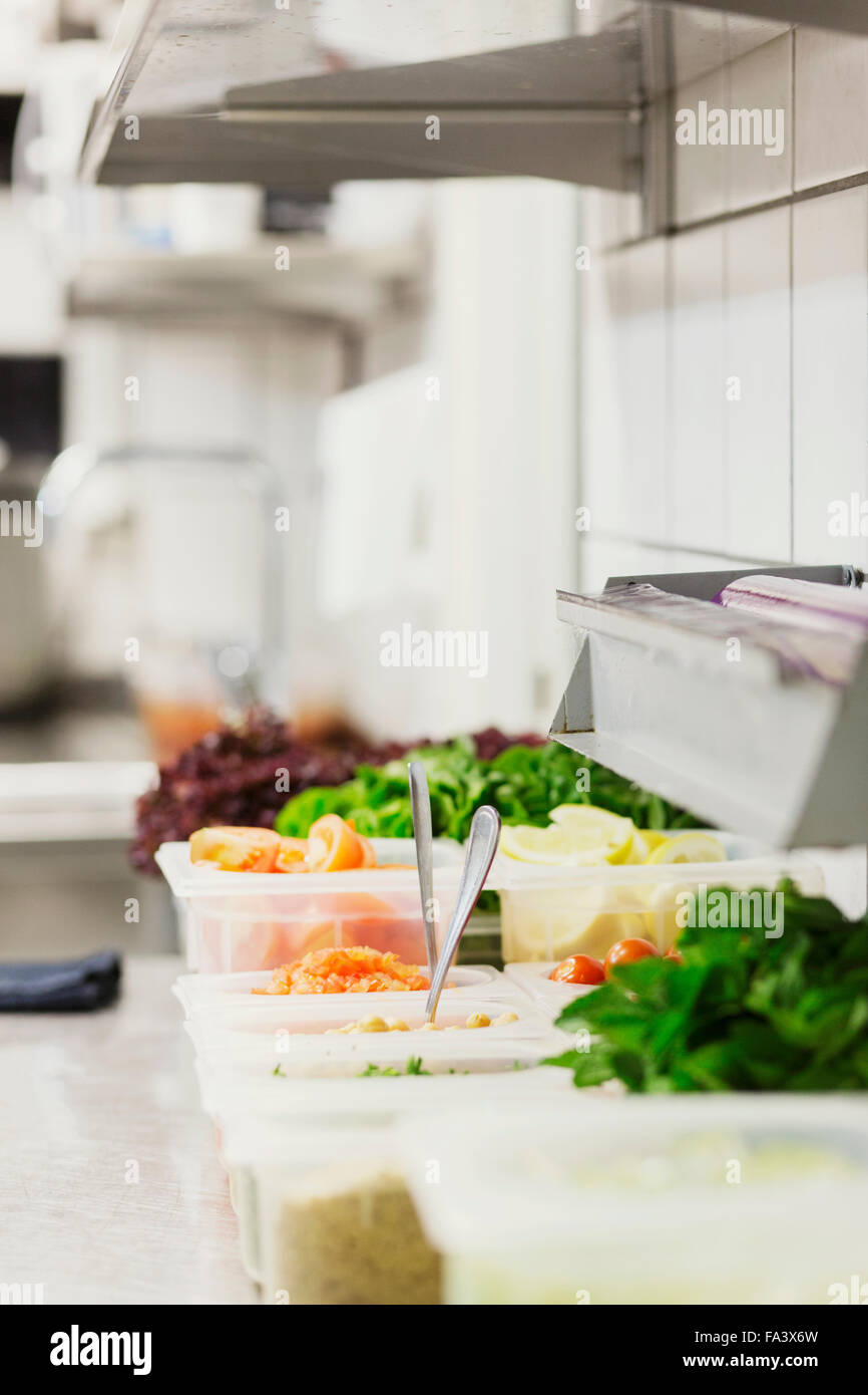 Lebanese kitchen hi-res stock photography and images - Alamy