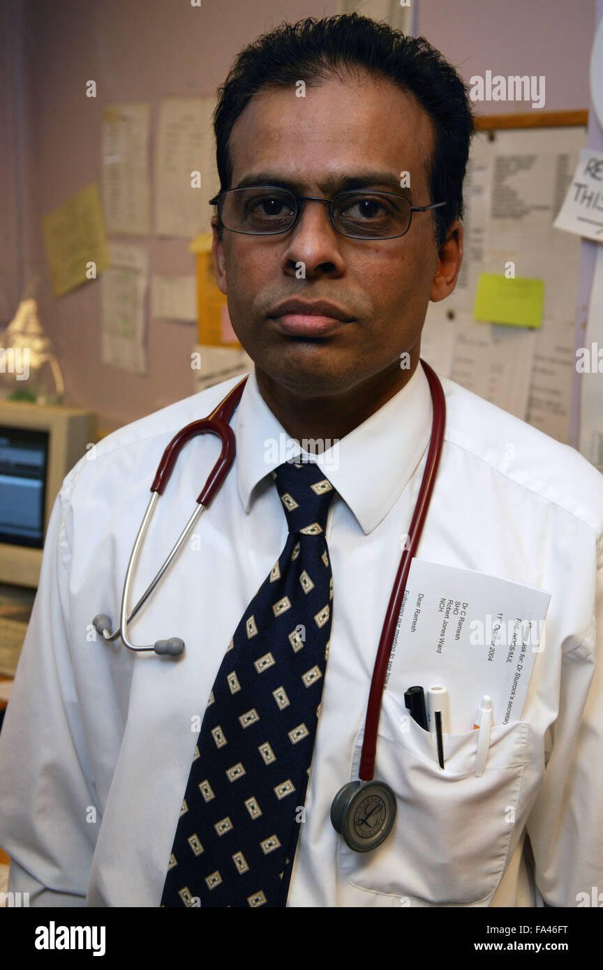 Portrait of Hospital doctor Stock Photo - Alamy