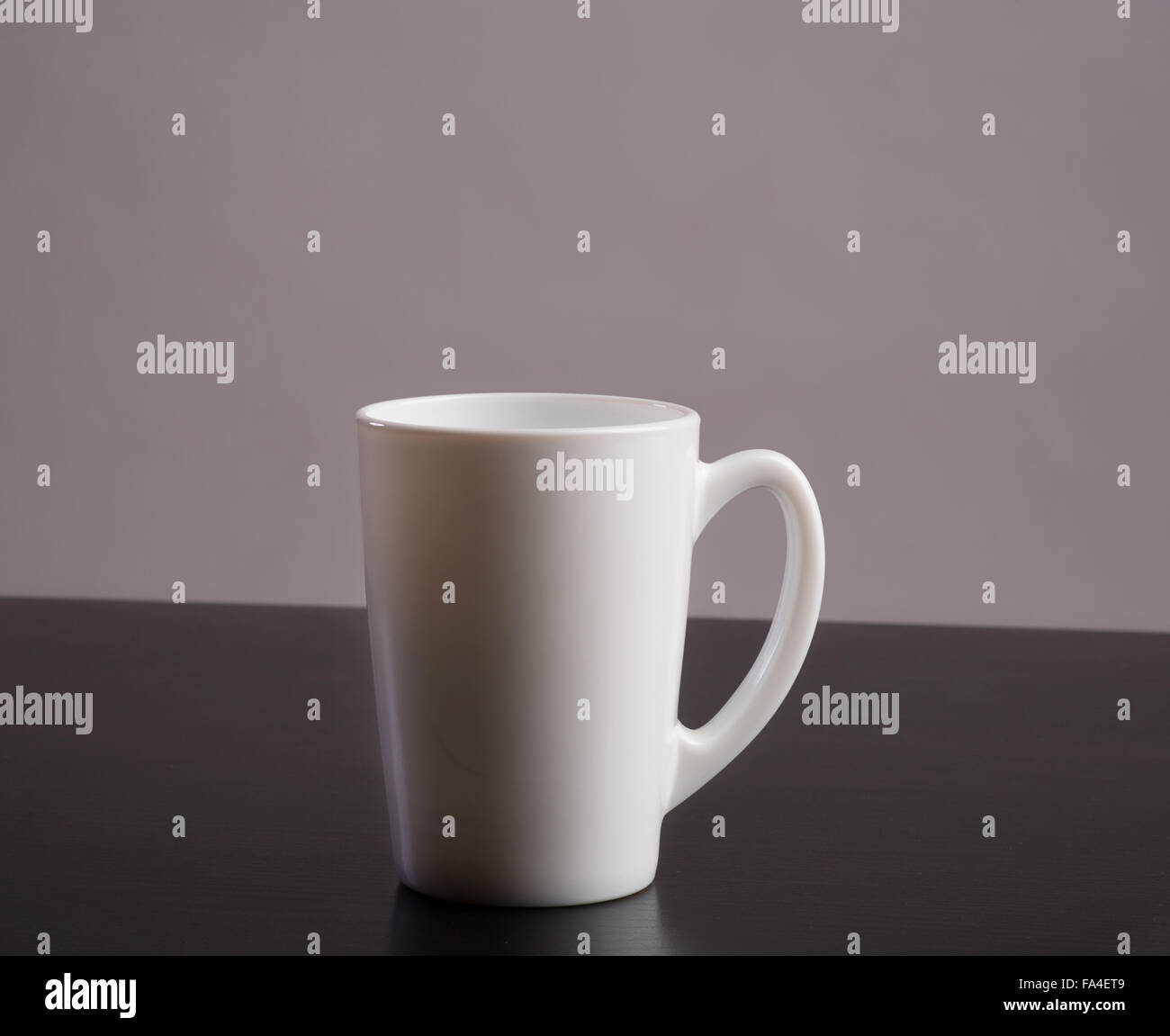 Empty teacup hi-res stock photography and images - Alamy