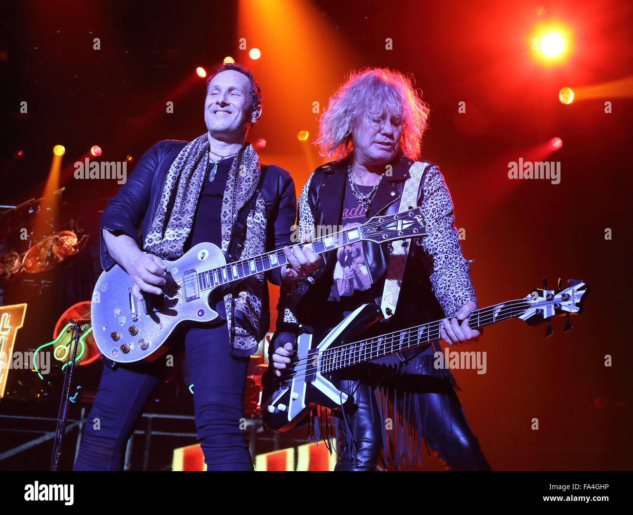 Def leppard High Resolution Stock Photography and Images - Alamy