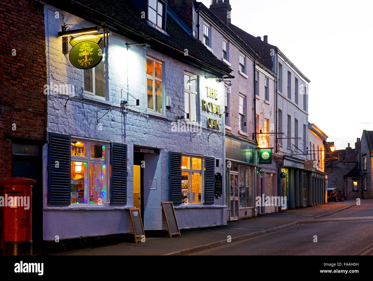 The Royal Oak at night, Malton, North Yorkshire, England UK Stock Photo ...