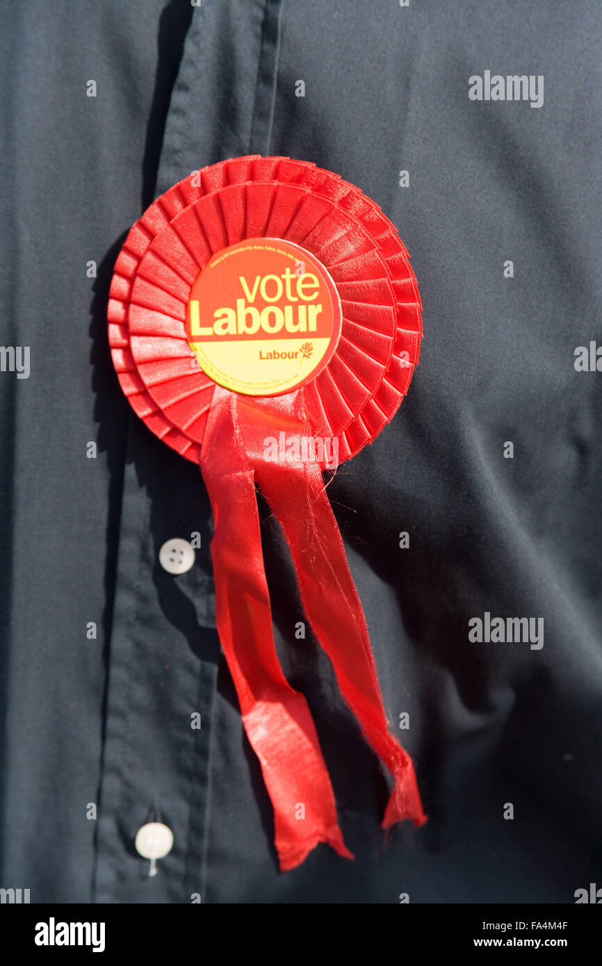Labour party rosette hi-res stock photography and images - Alamy