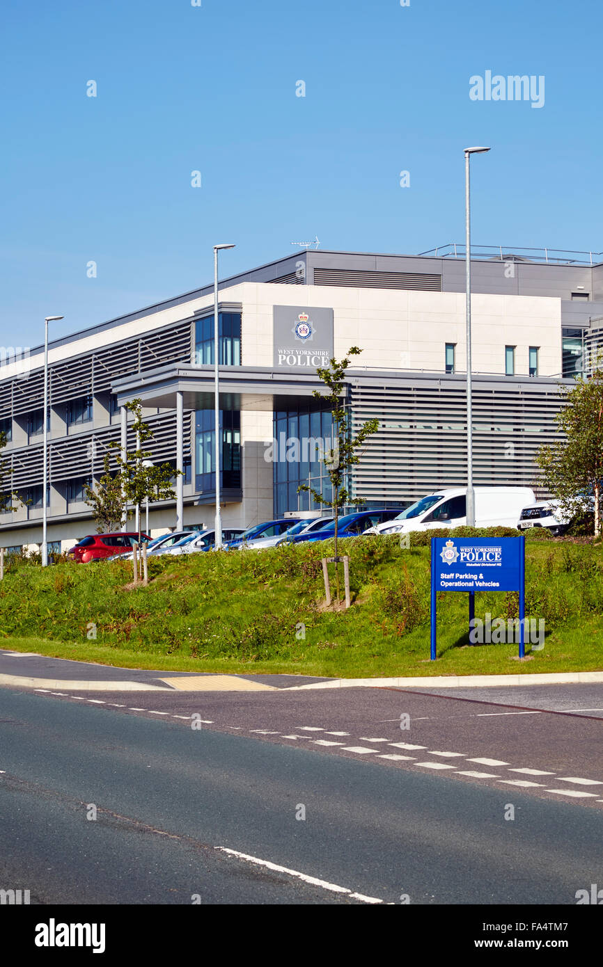 Divisional hi-res stock photography and images - Alamy