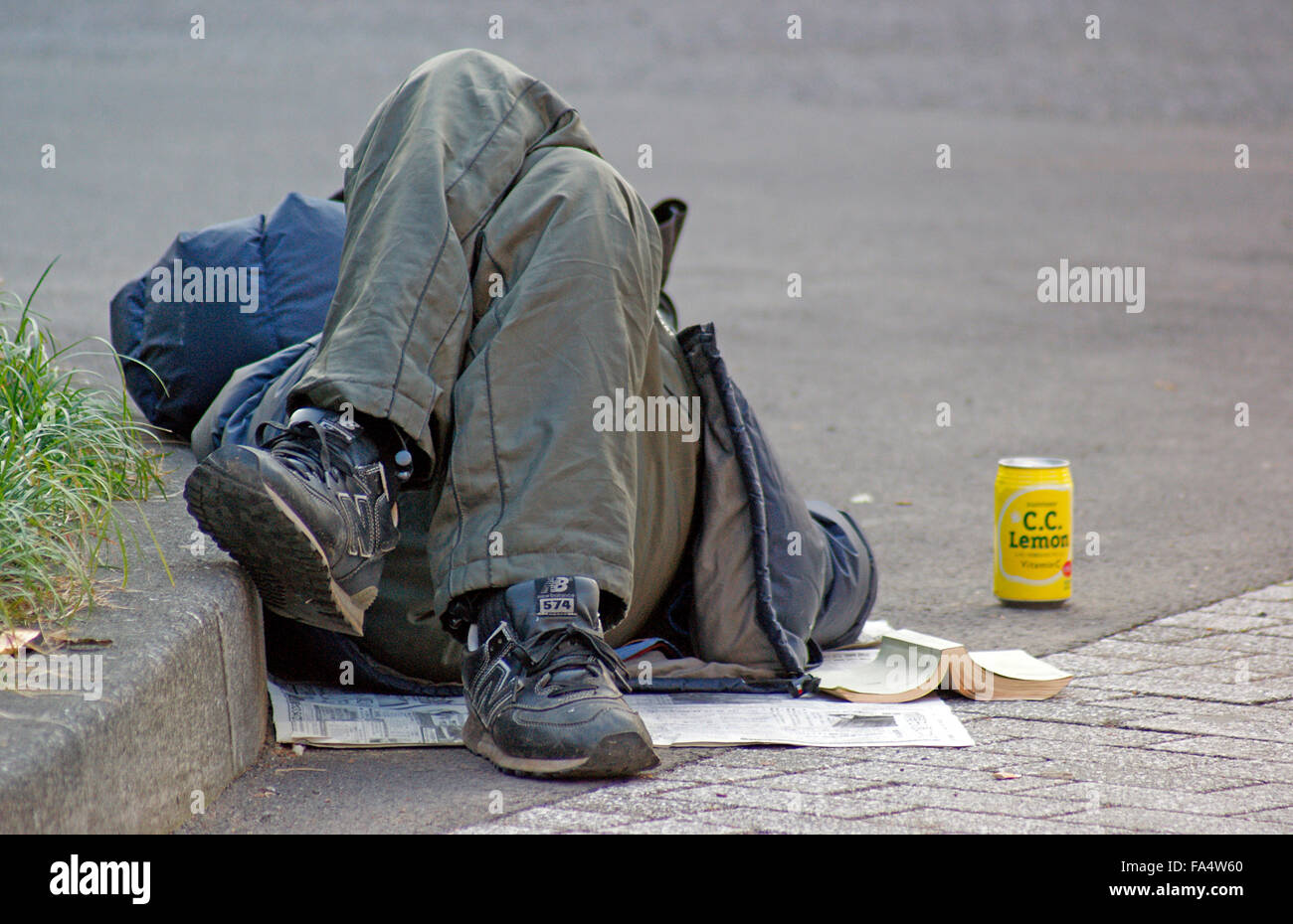 Japanese homeless people hi-res stock photography and images - Alamy