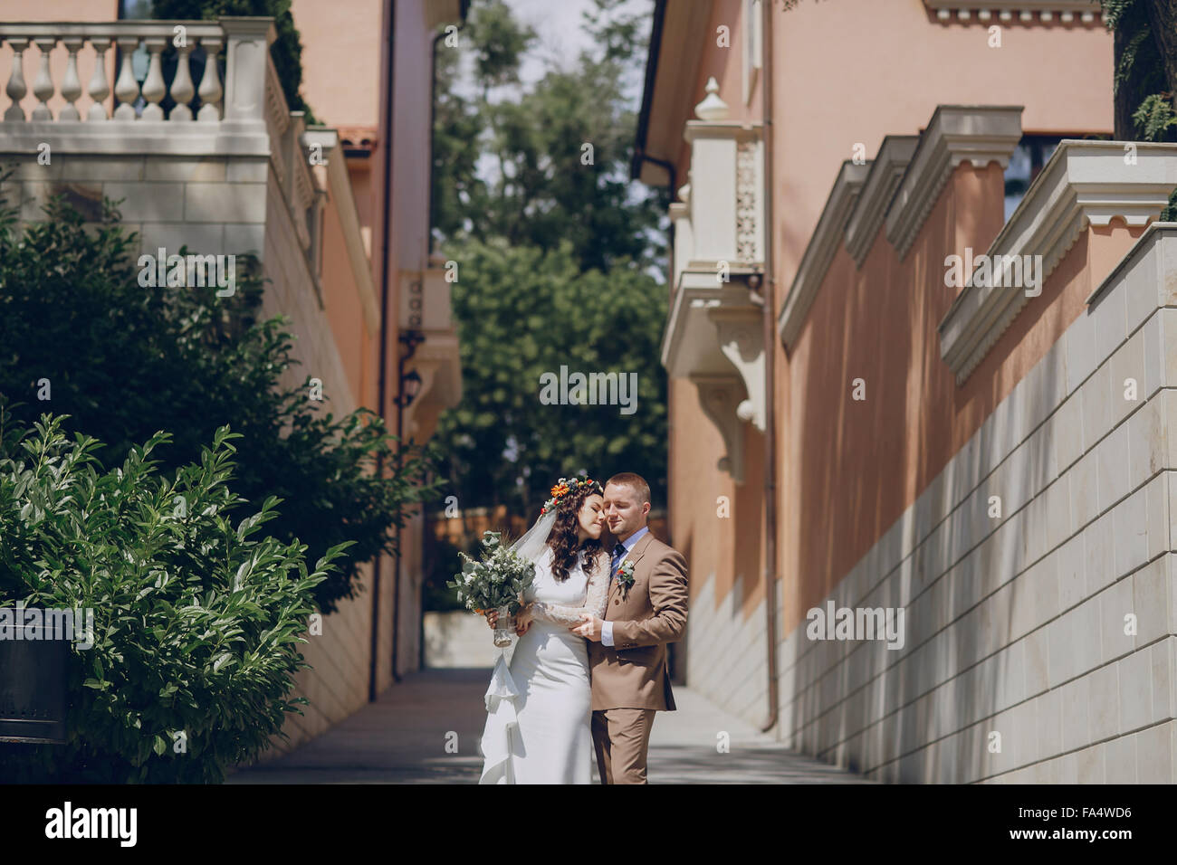 sunny wedding day Stock Photo - Alamy