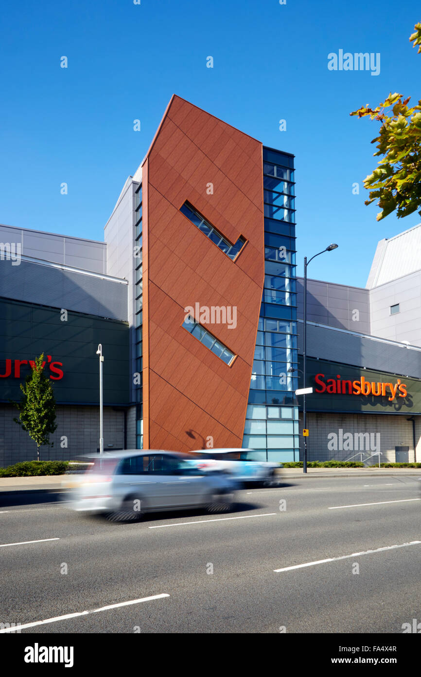 Exterior of Trinity Walk, Wakefield from Marsh Way Stock Photo - Alamy
