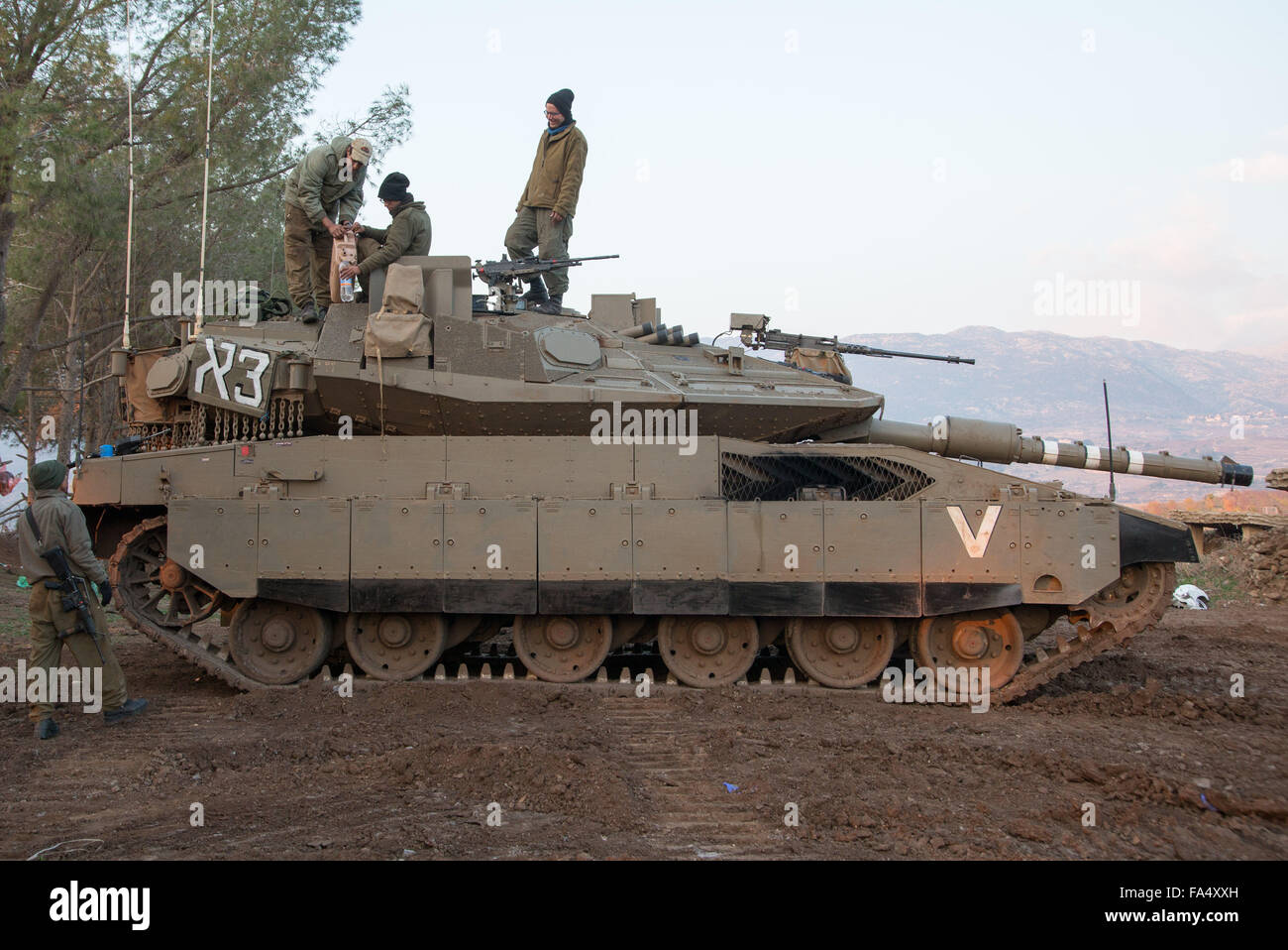 Hezbollah military hi-res stock photography and images - Alamy