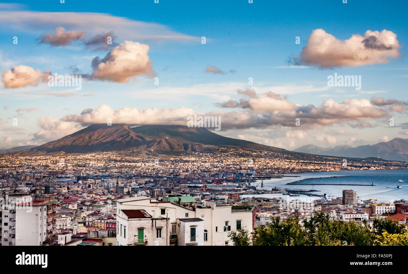 Mount vesuvius hi-res stock photography and images - Alamy