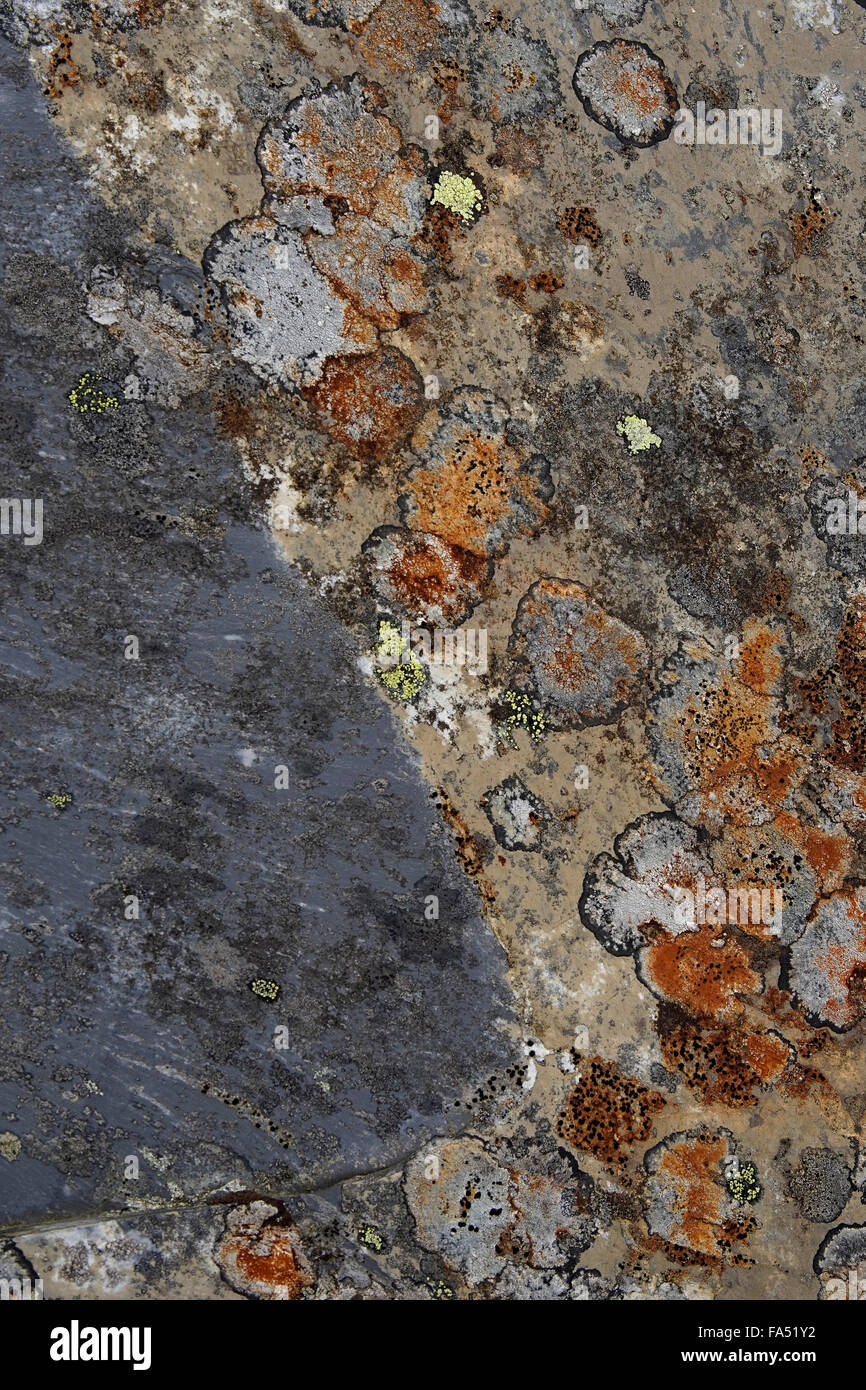 Rock iron staining hi-res stock photography and images - Alamy