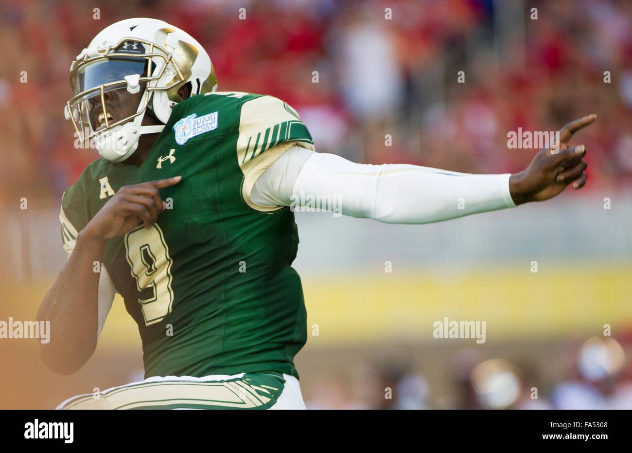 Miami, Florida, USA. Dec. 21st Dec, 2015. South Florida quarterback ...