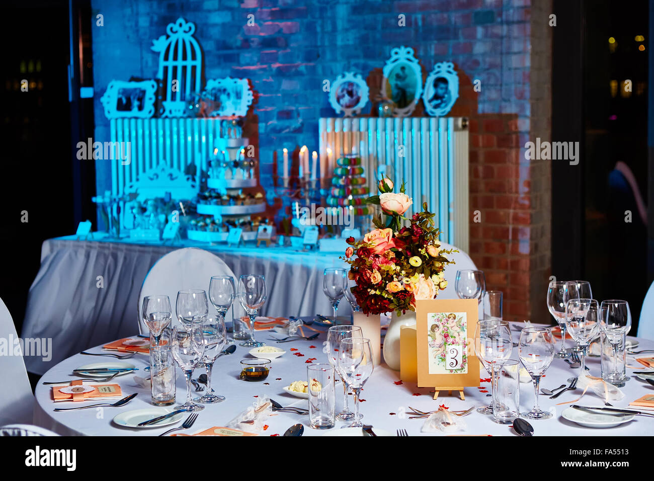 Table set for wedding Stock Photo - Alamy