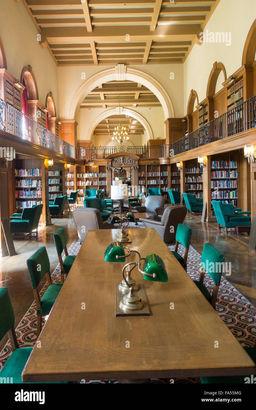 Empty college library usa hi-res stock photography and images - Alamy