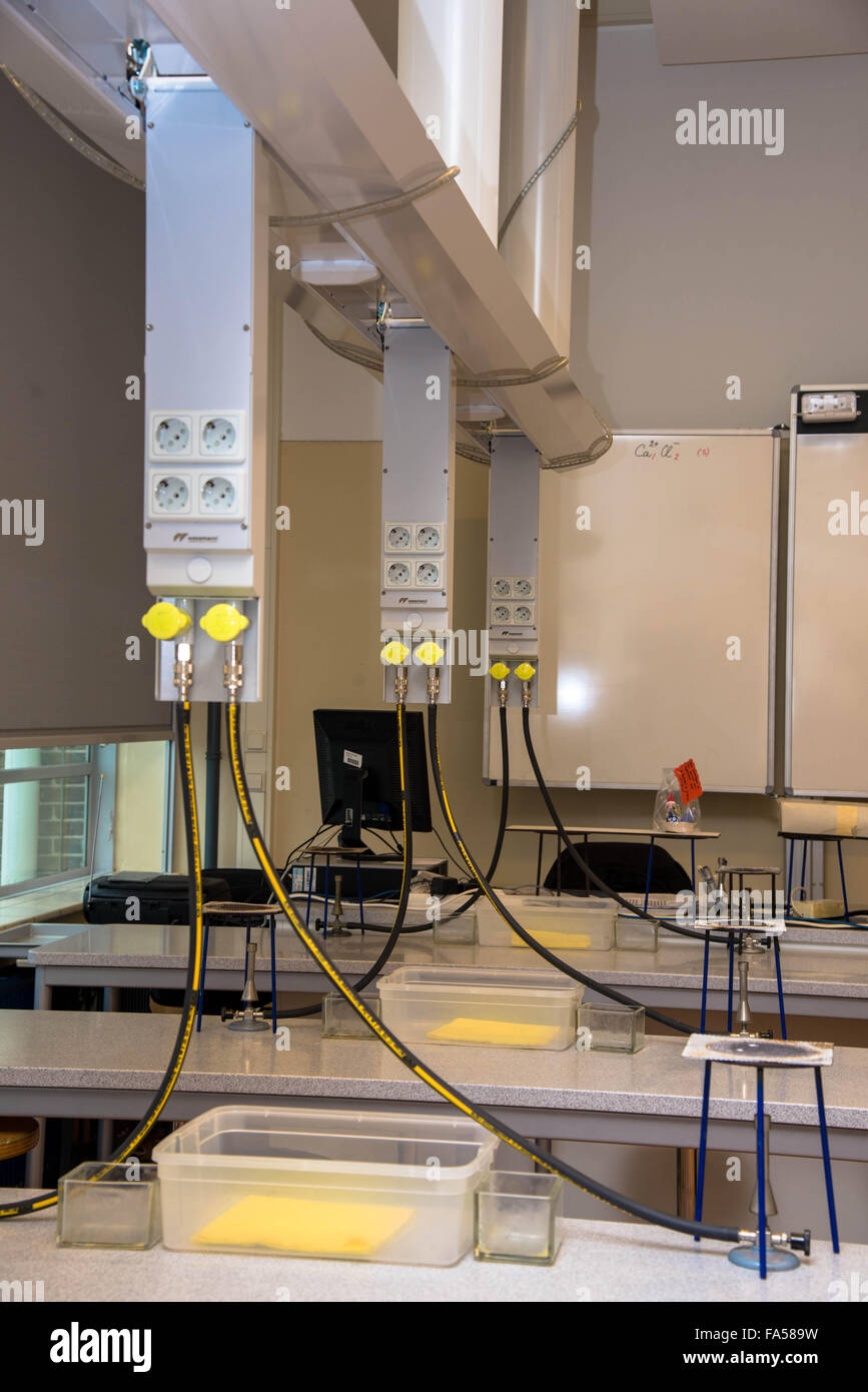 empty science classroom at highschool in holland Stock Photo - Alamy