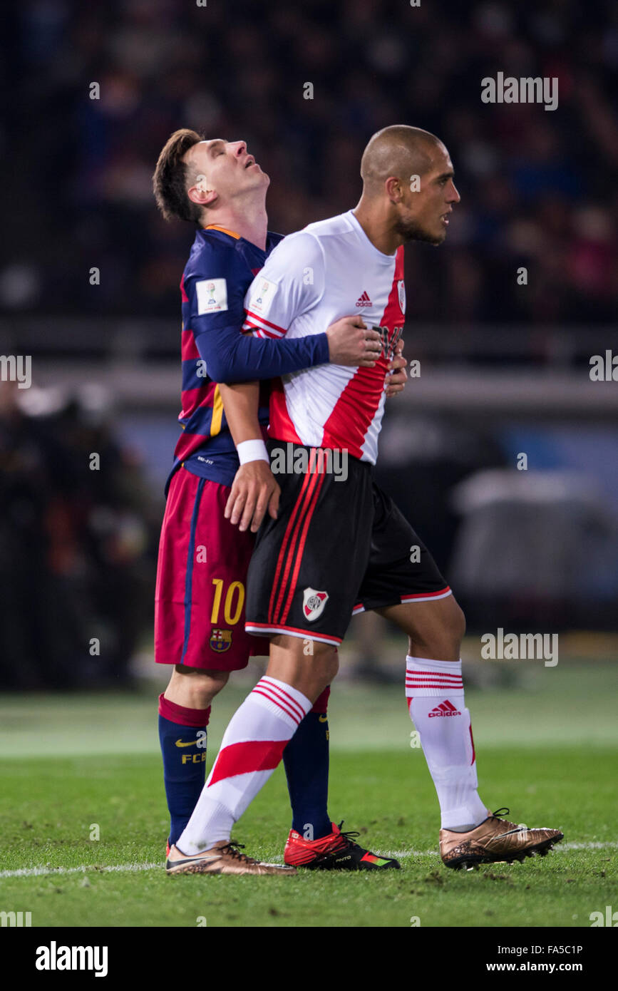 Kanagawa, Japan. 20th Dec, 2015. Lionel Messi (Barcelona), Jonatan ...