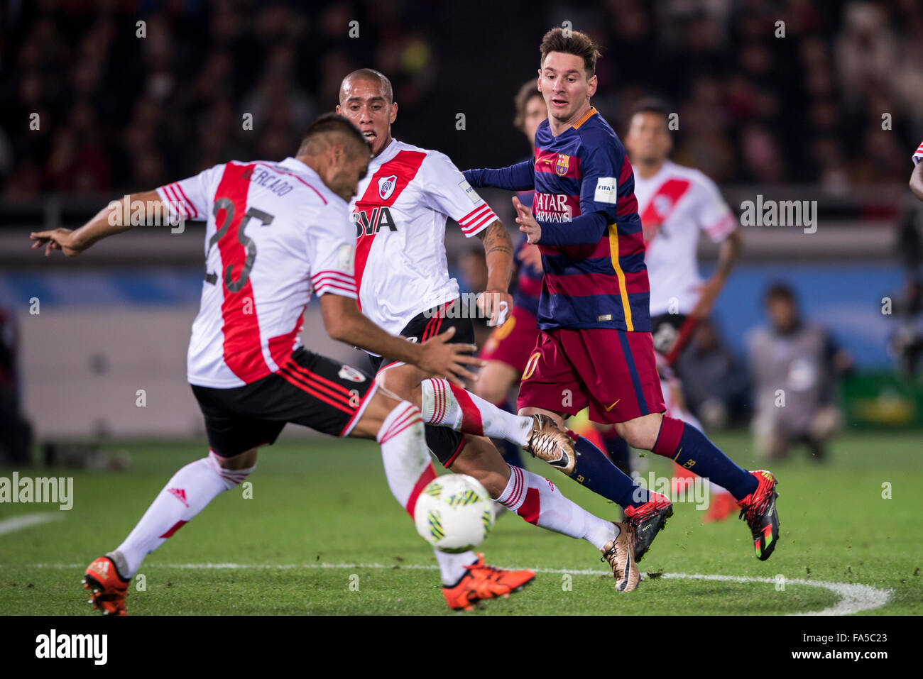 Kanagawa, Japan. 20th Dec, 2015. (R-L) Lionel Messi (Barcelona ...