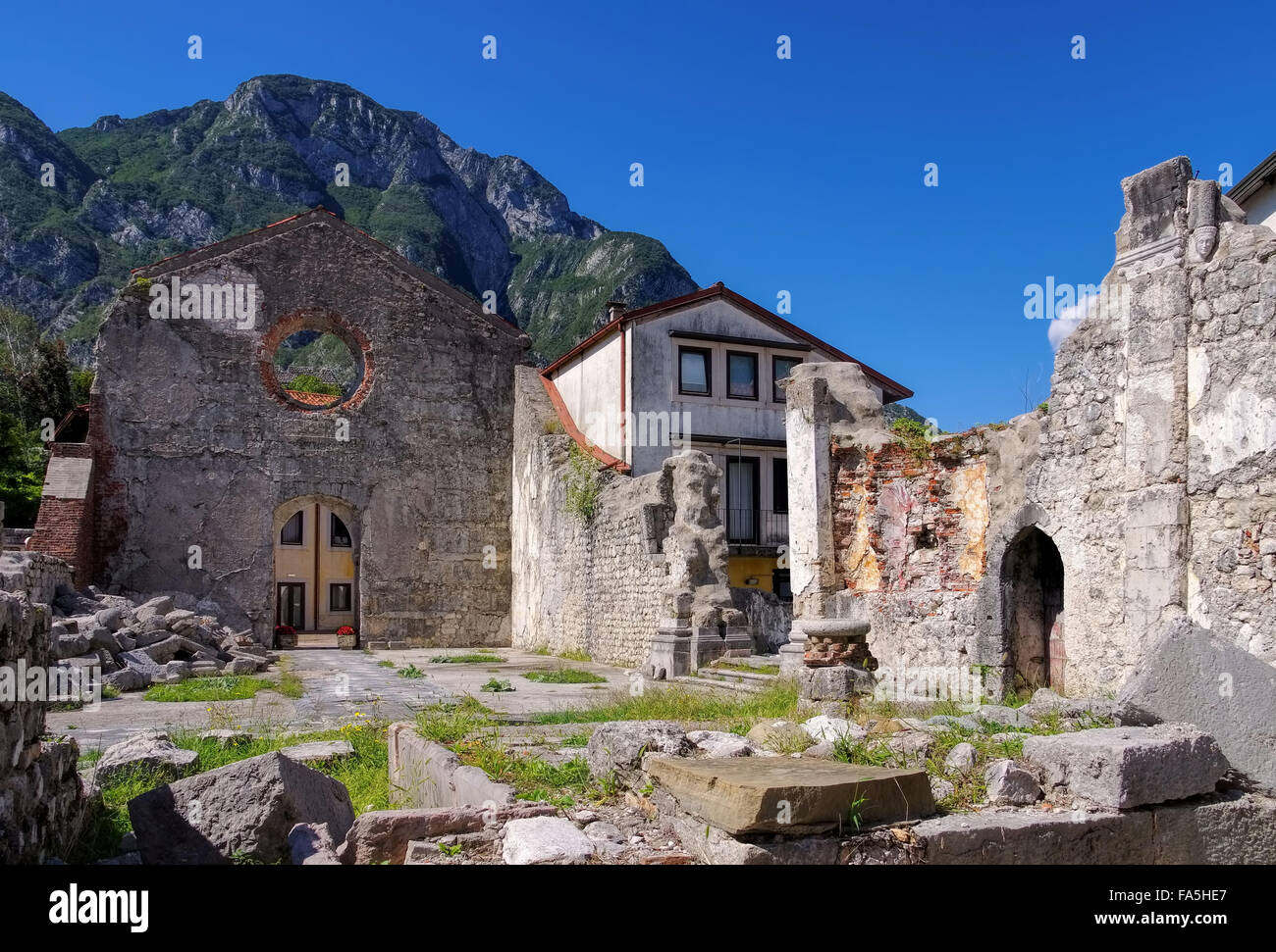Venzone italy hi-res stock photography and images - Alamy