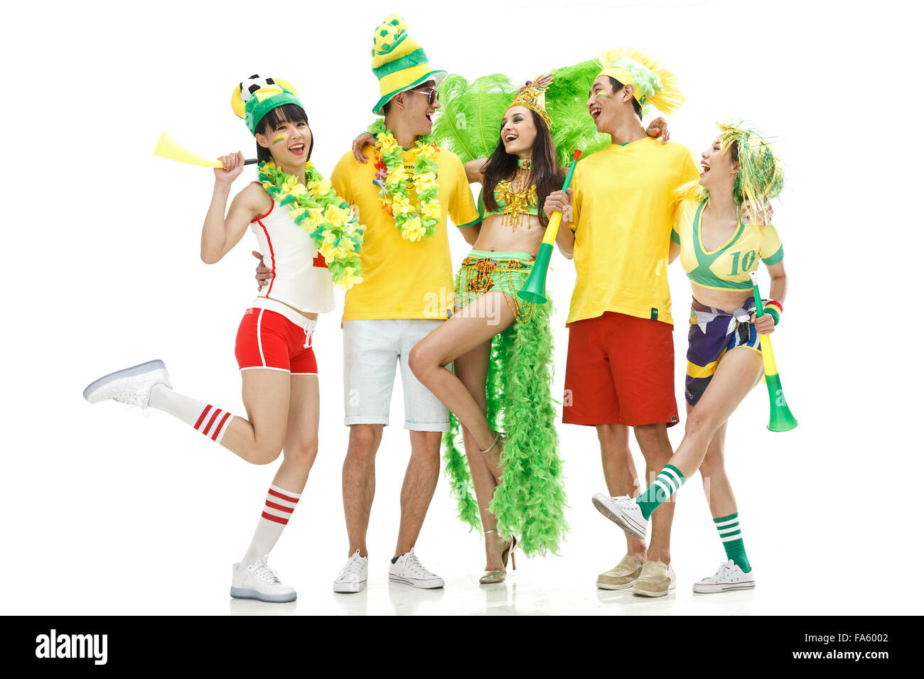 Young fans sing and dance Stock Photo - Alamy