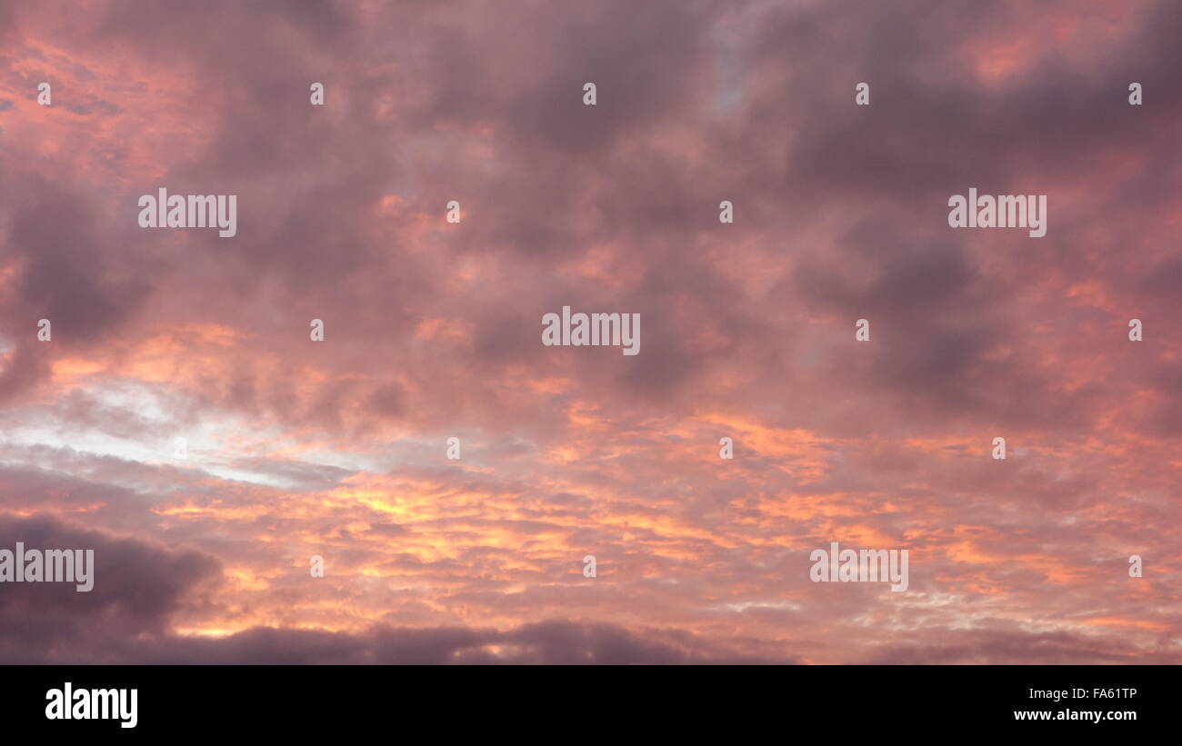 Dawn sky hi-res stock photography and images - Alamy