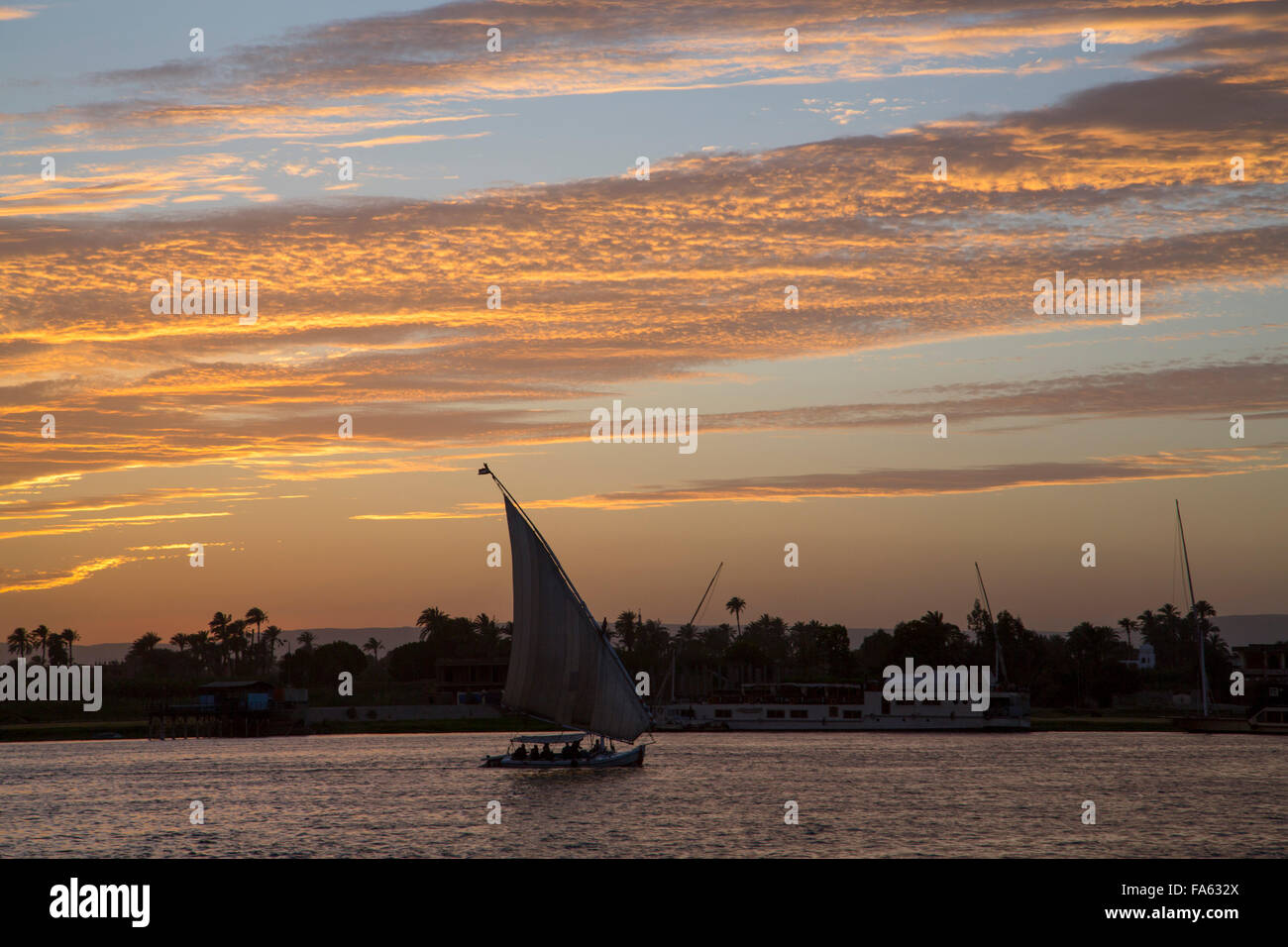 Nile river luxor hi-res stock photography and images - Alamy