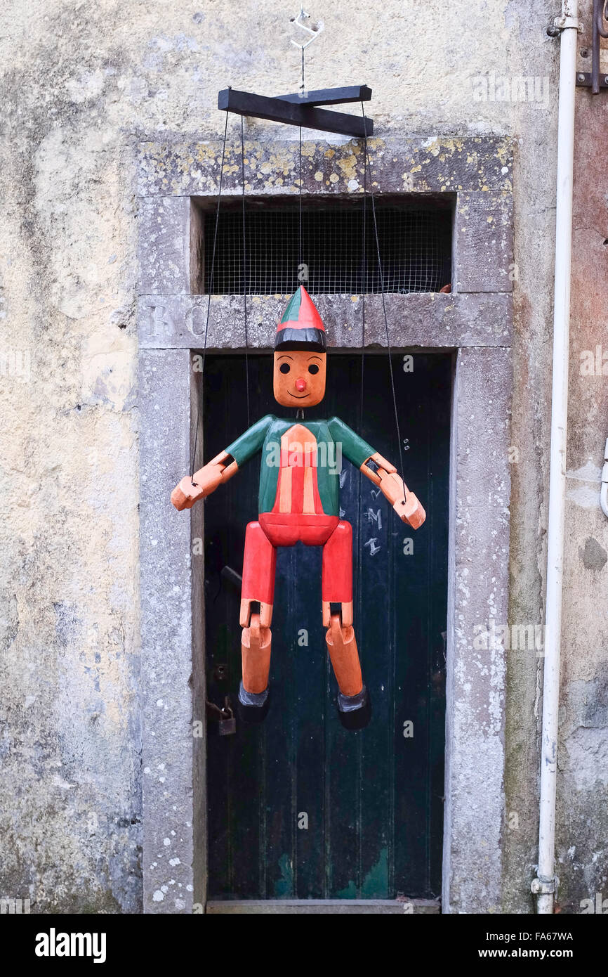 Artwork puppet hi-res stock photography and images - Alamy