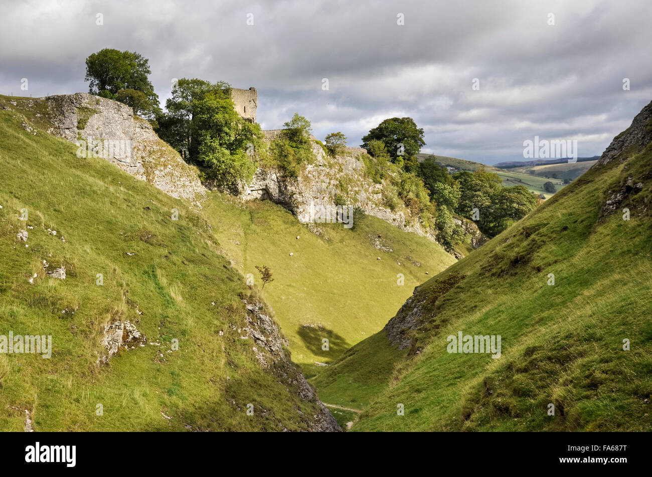 Cave dale peak district hi-res stock photography and images - Alamy