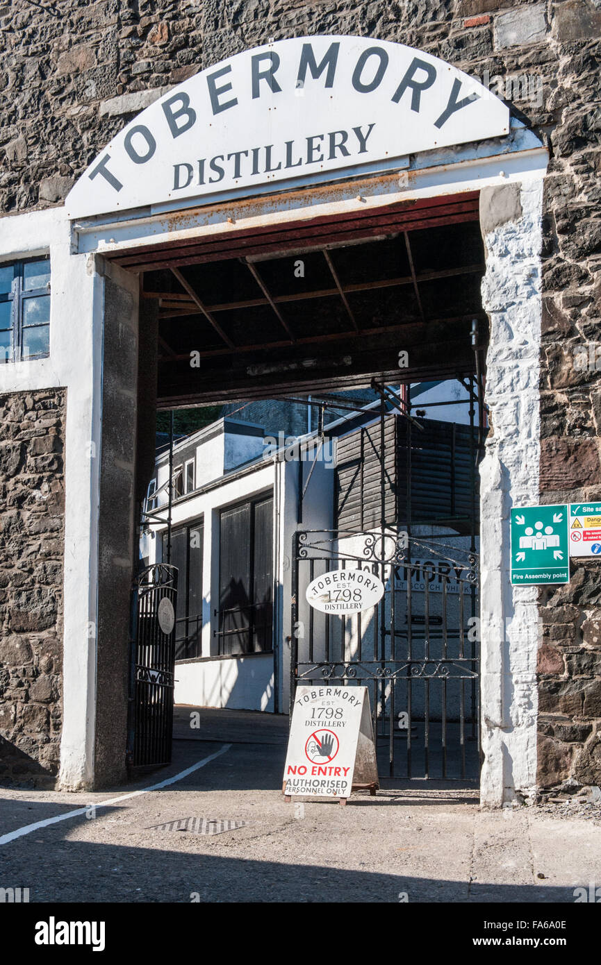 Tobermory whisky hi-res stock photography and images - Alamy