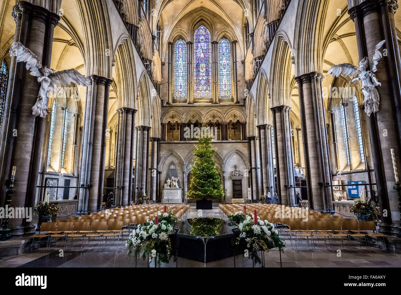 Wiltshire, UK. 21st Dec, 2015. Salisbury Cathedral Christmas Tree ...