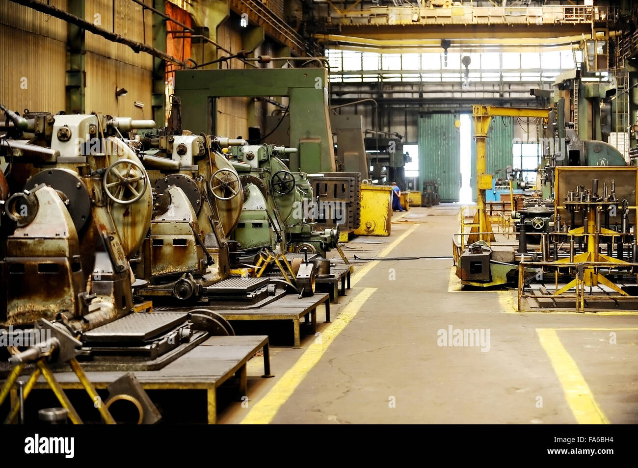 Industrial shot with the interior of an old heavy duty factory Stock ...