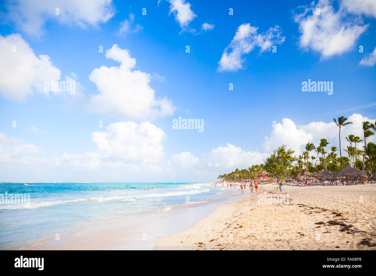 Coastal Caribbean landscape. Sandy beach view. Atlantic ocean coast ...