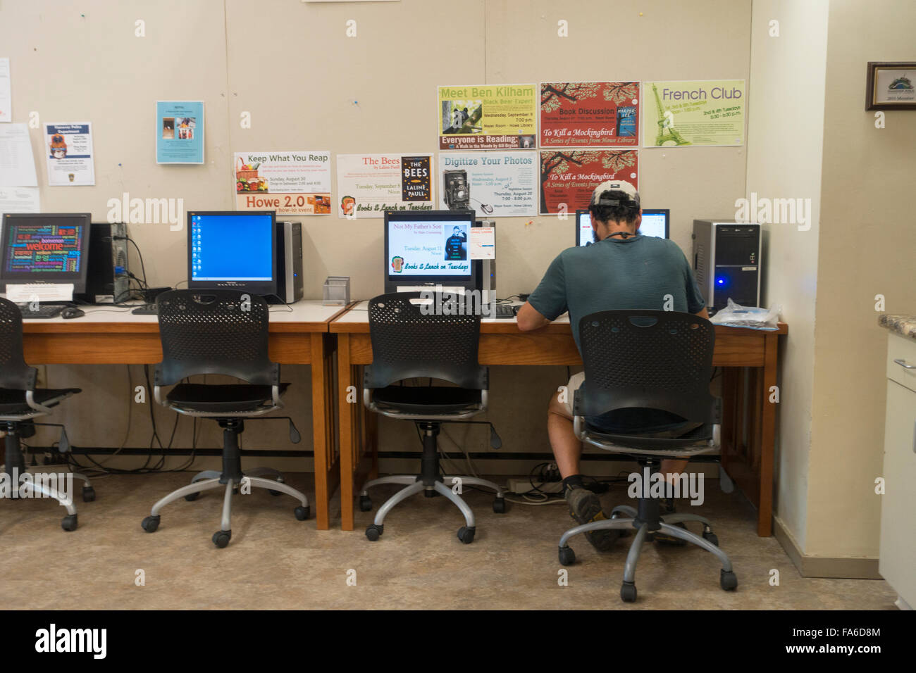 College posters hi-res stock photography and images - Alamy