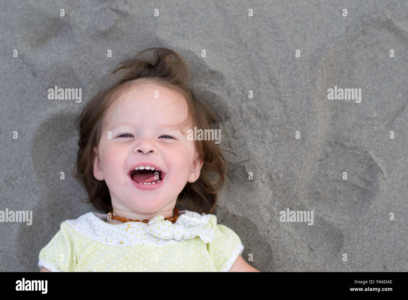 Beach overhead view hi-res stock photography and images - Alamy