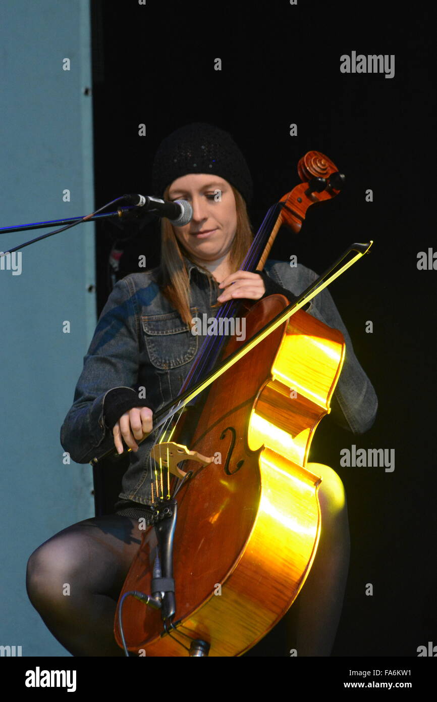 Rachael McShane, Bellowhead Folk Band, Open Air Stage, WOMAD 2015 ...