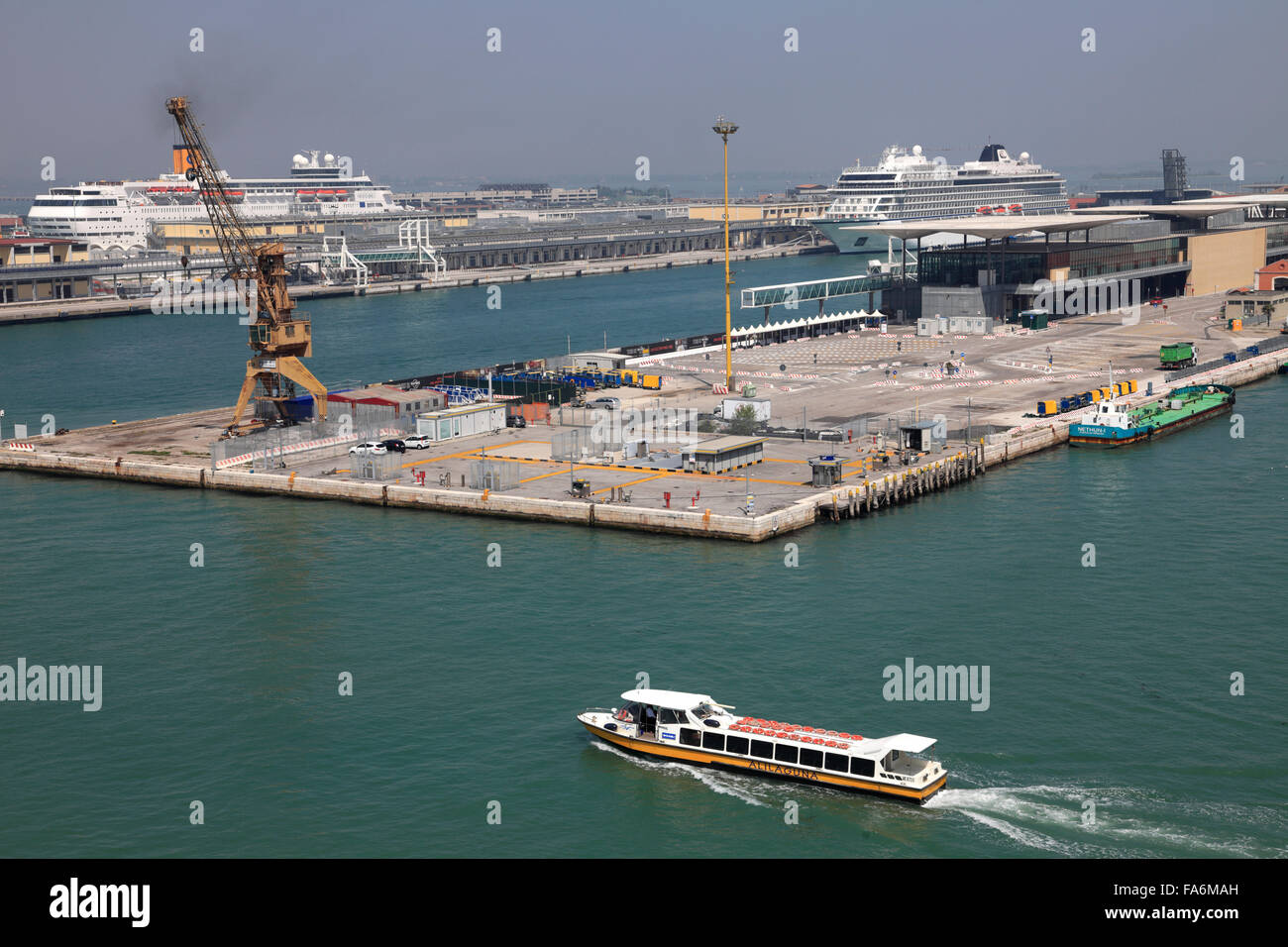 Grand terminal hi-res stock photography and images - Alamy