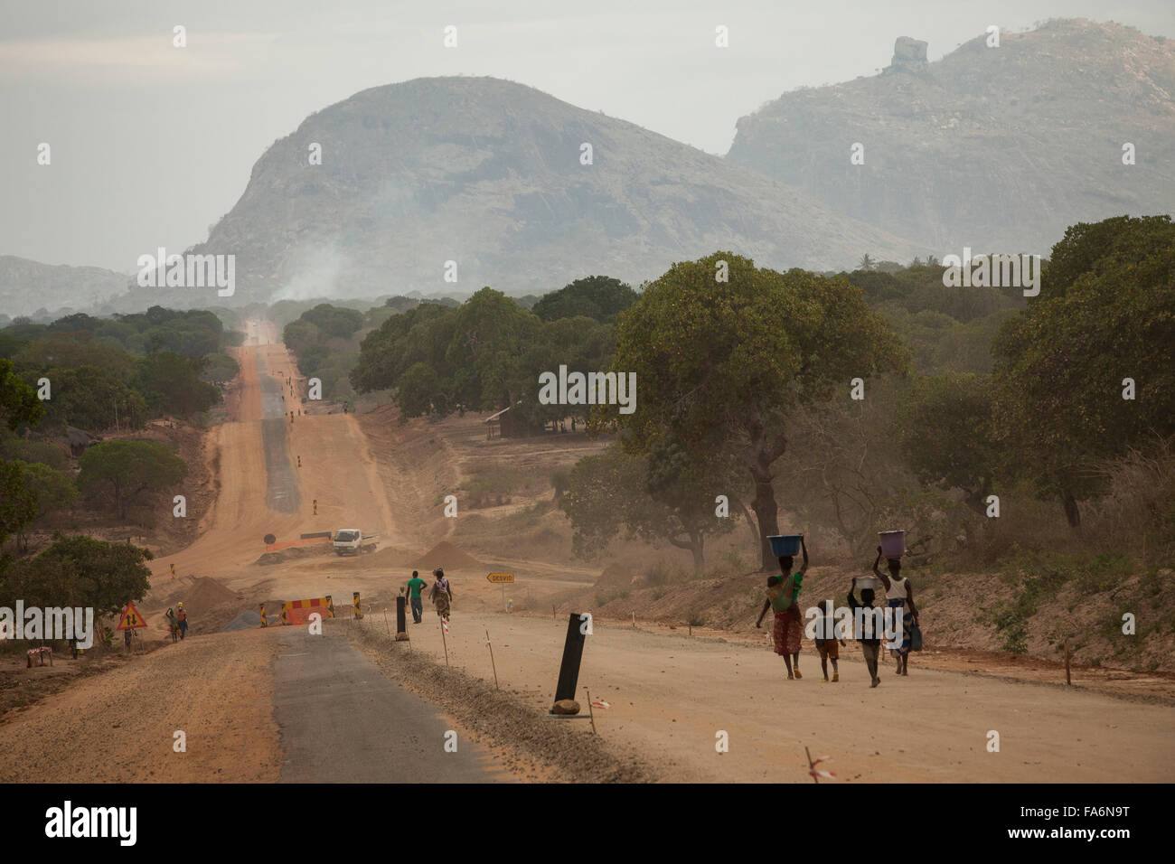 The Namialo to Rio Lurio Road in Northern Mozambique undergoes ...