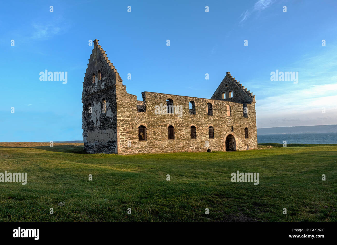 Ancient castle ruins Stock Photo - Alamy