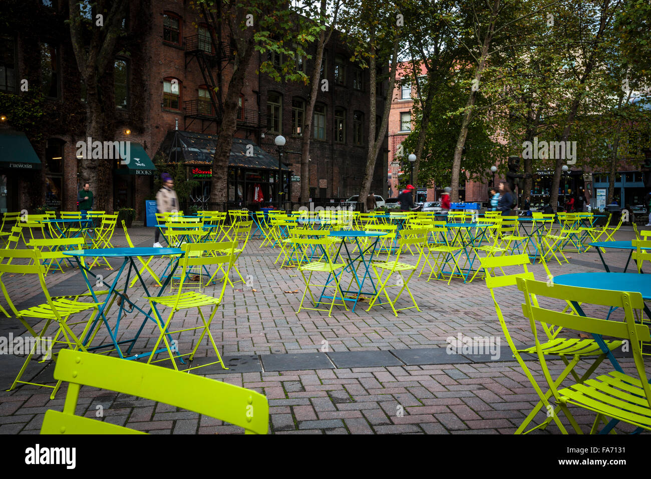 Vintage seattle pioneer square hi-res stock photography and images - Alamy