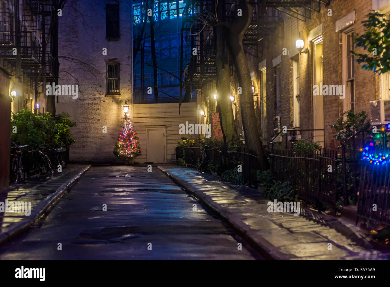 Patchin place new york hi-res stock photography and images - Alamy