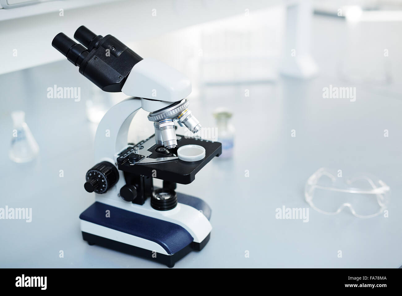 Microscope in scientific lab Stock Photo - Alamy