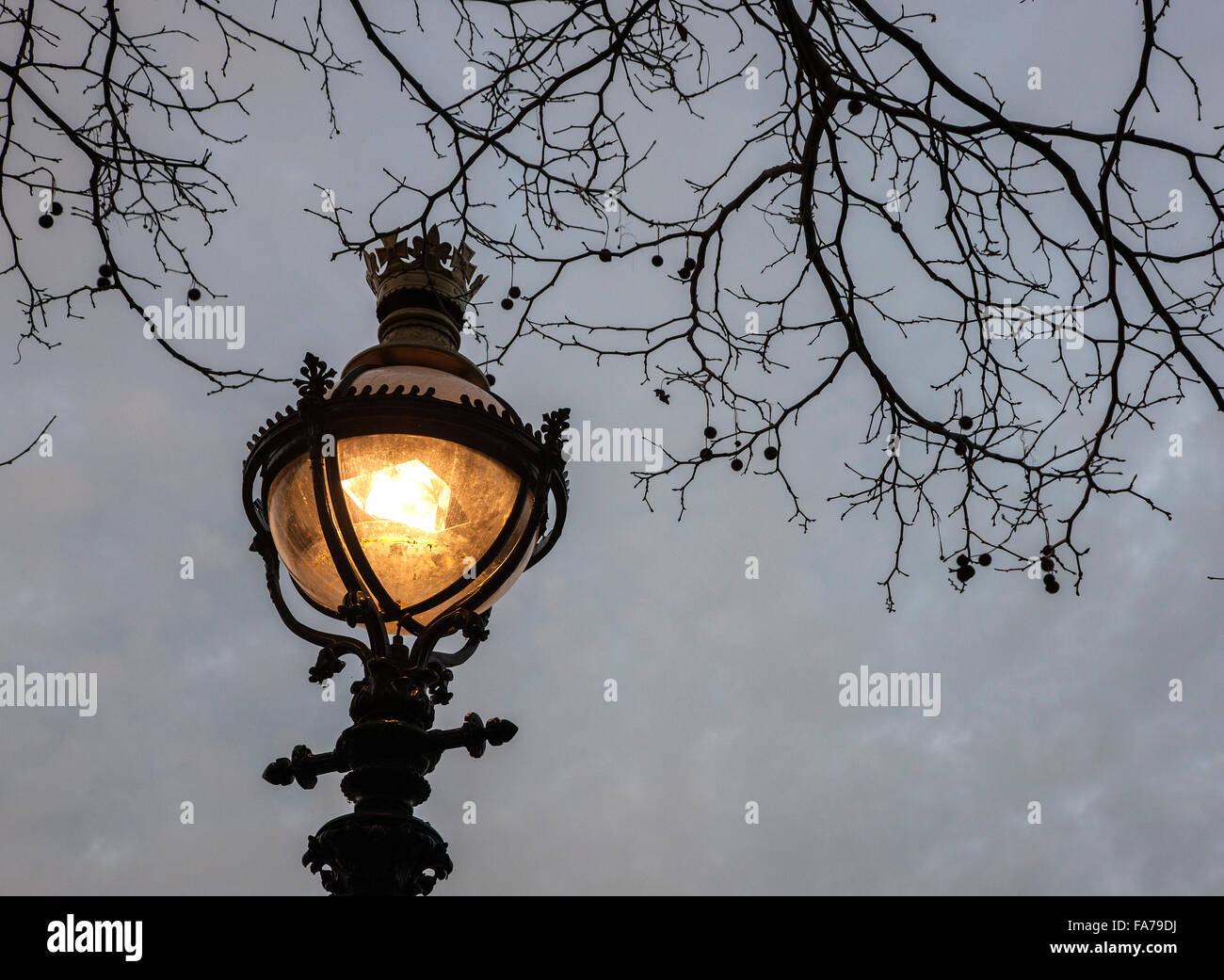 Riverside street lighting South Bank London Stock Photo - Alamy