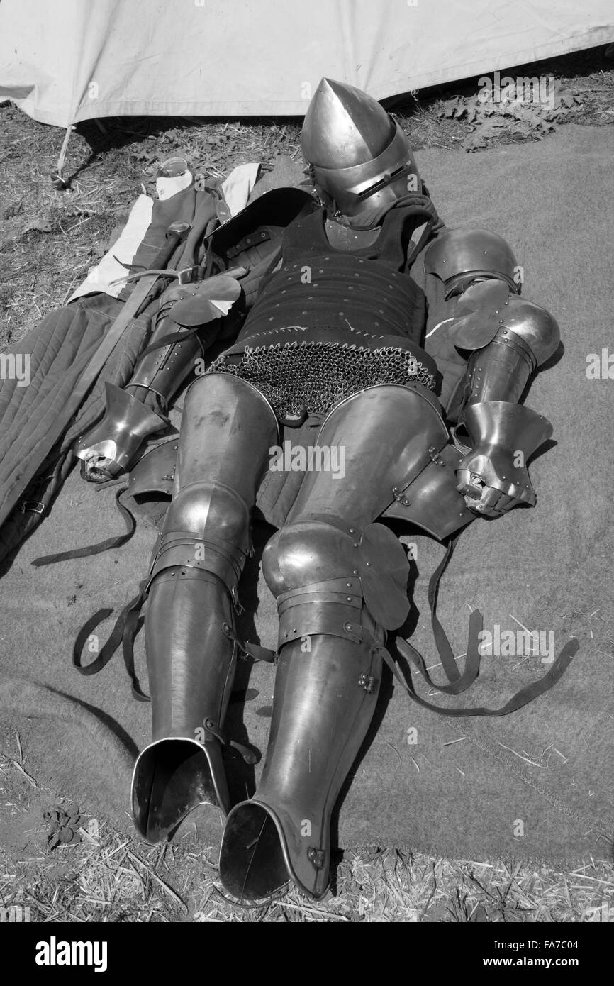 Medieval armor for fighting in the middle ages Stock Photo - Alamy