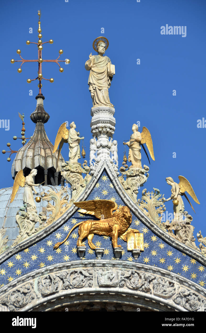 Beautiful spires, friezes and statues from Saint Mark Basilica in ...