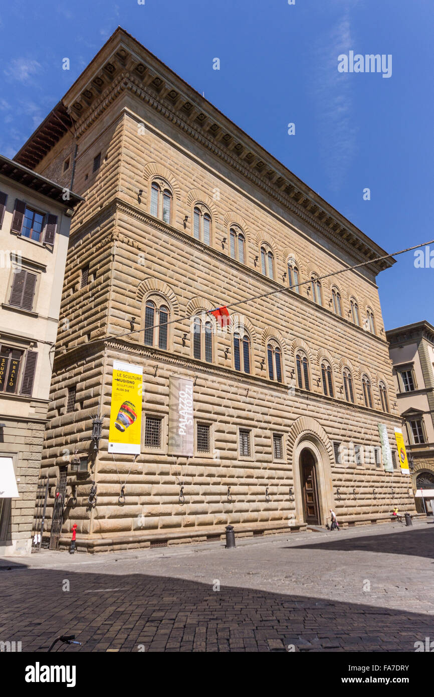 Palazzo strozzi hi-res stock photography and images - Alamy