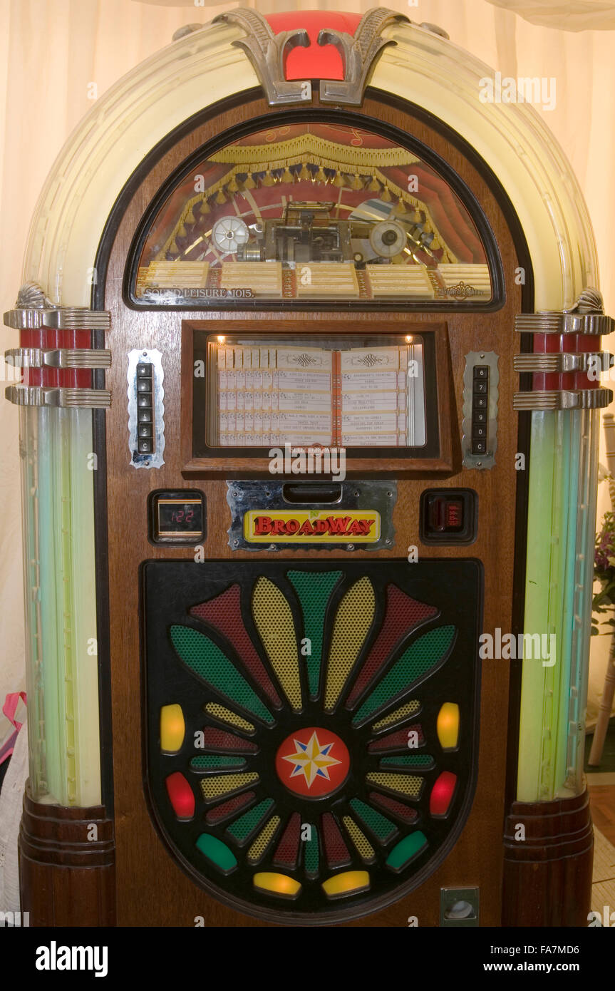 jukebox juke box boxes jukeboxes 45's 45s records record single singles ...