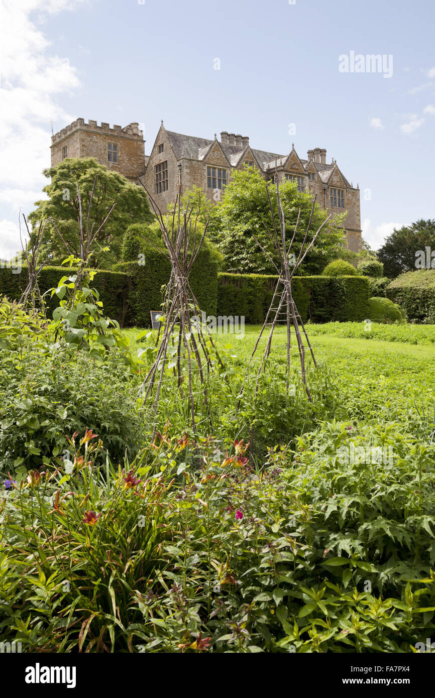 Chastleton house and garden hi-res stock photography and images - Alamy