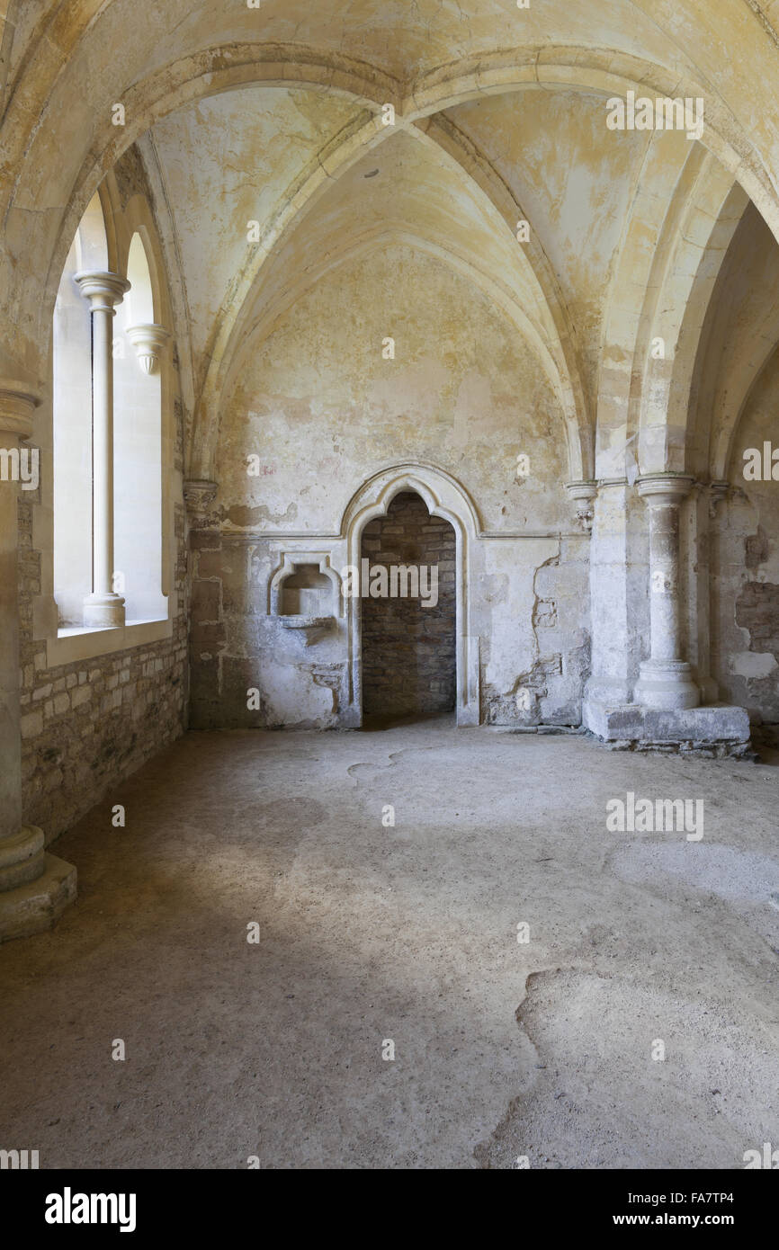 Sacristy door hi-res stock photography and images - Alamy