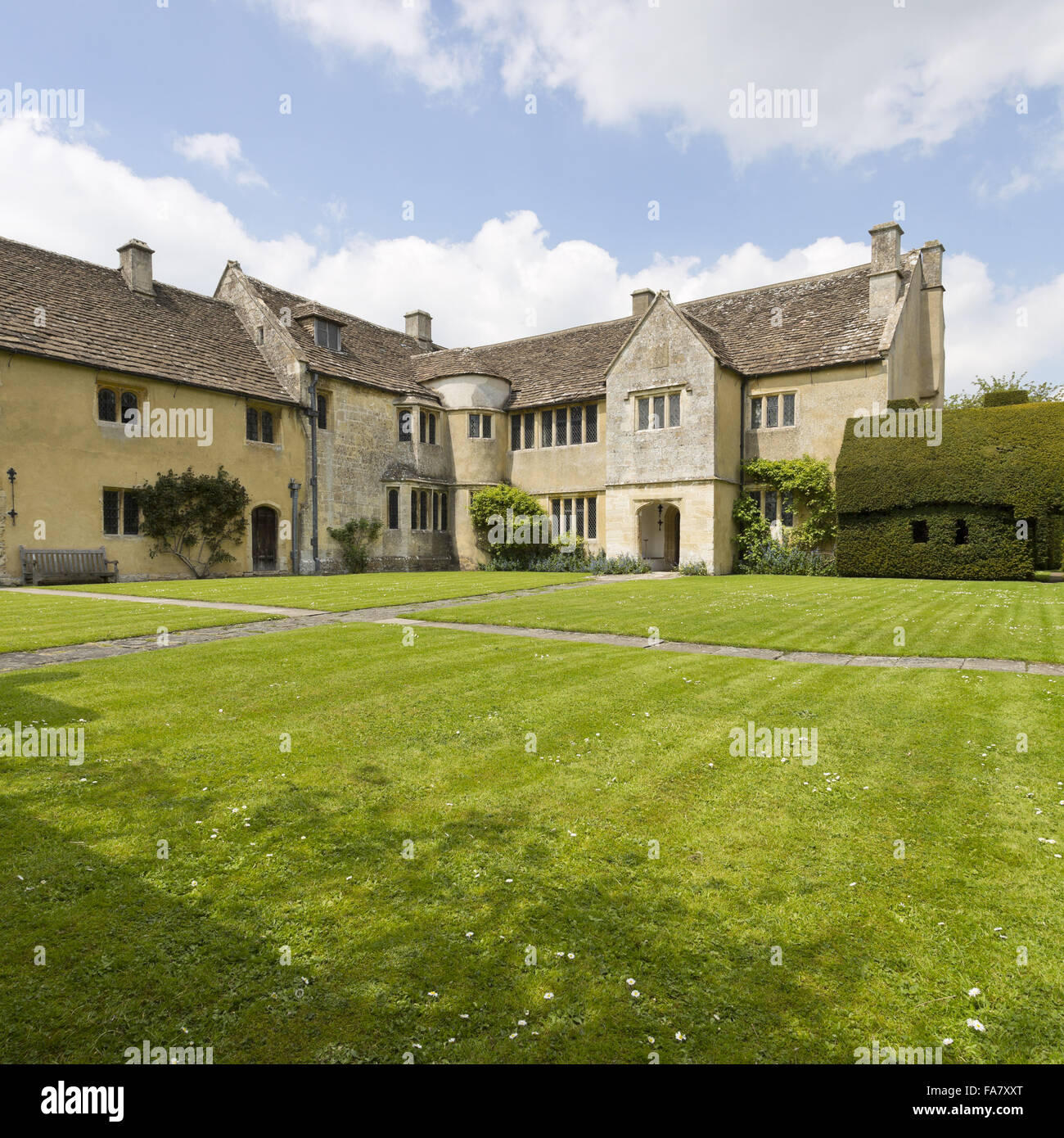 Westwood manor hi-res stock photography and images - Alamy