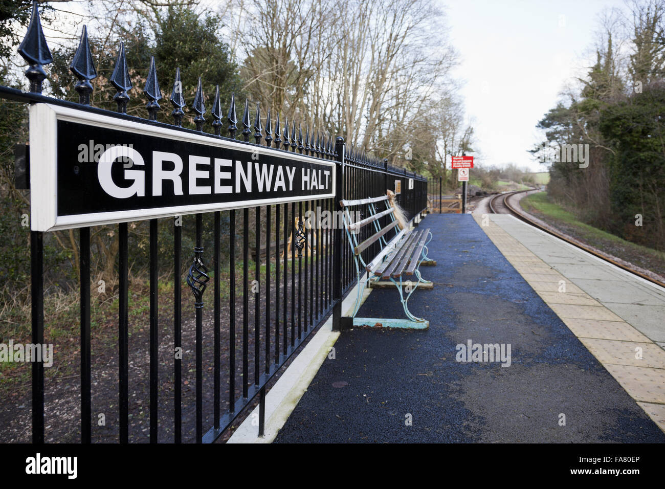 Short platform uk hi-res stock photography and images - Alamy